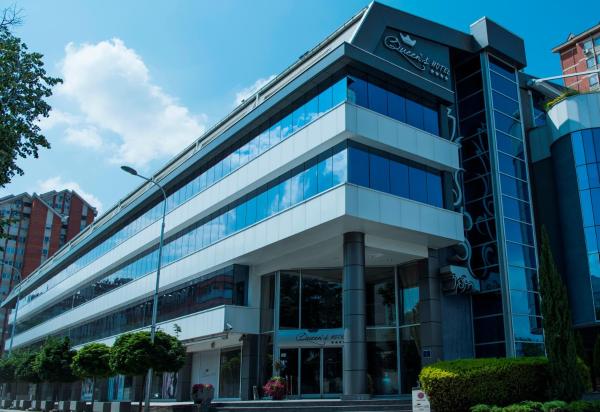 Queen's Hotel - Zebra Centre - North Macedonia