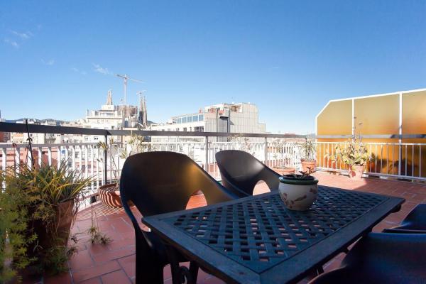Aparteasy - Atic Sagrada Familia - El Masnou