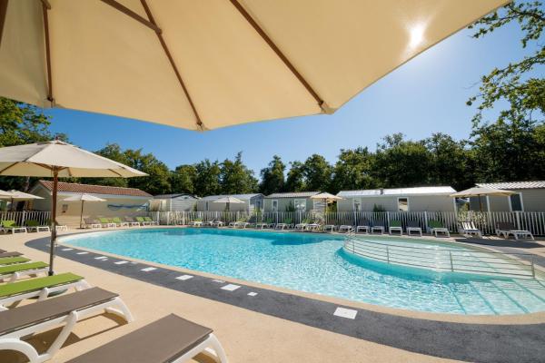 Camping Les Chèvrefeuilles - Meschers-sur-Gironde