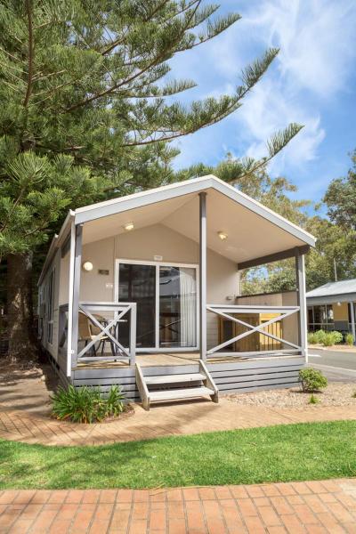 Kendalls Beach Holiday Park - South Coast