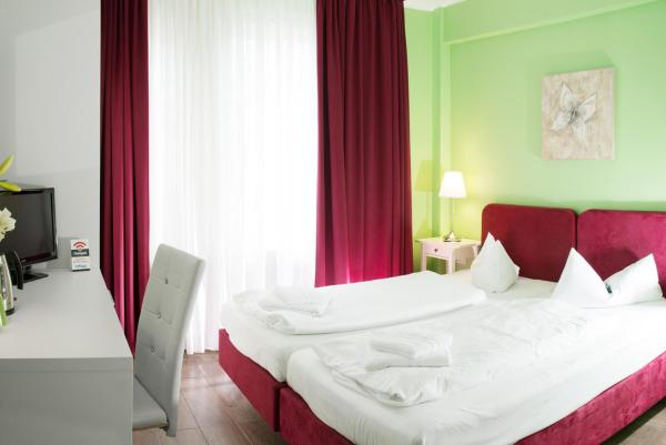 Barcelona Bed & Breakfast - Düsseldorf