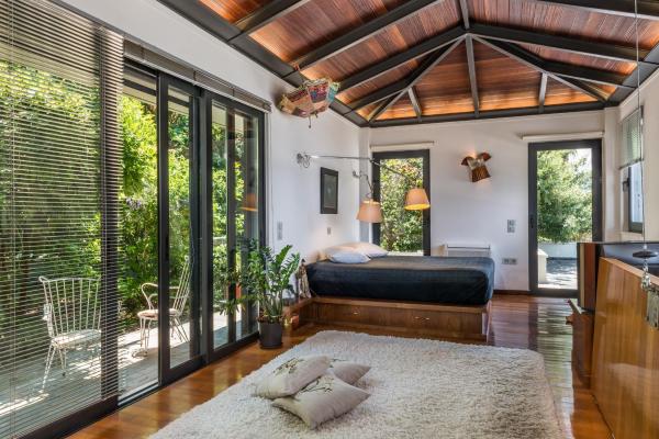 Artistic Pool Private Villa - Chania