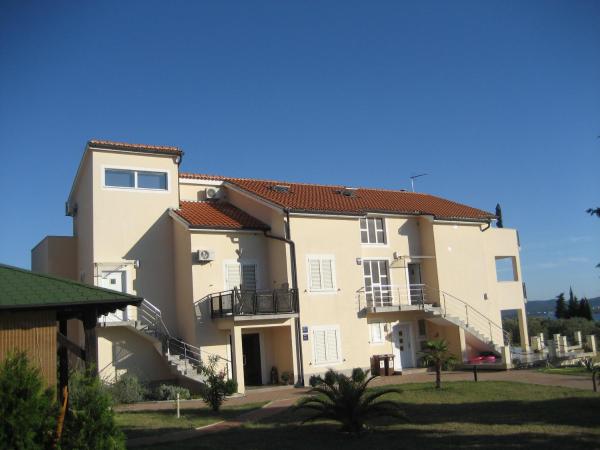Villa „Drei Palmen“ - Galešnjak