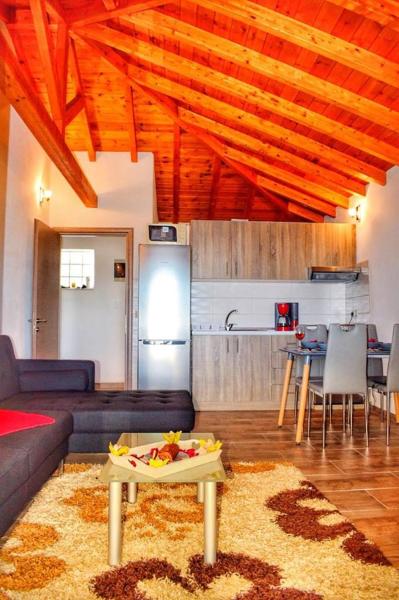 Araucaria House - Skiathos