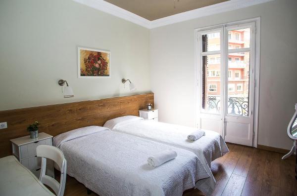 Mai & Maud Paralel Apartment - Barcelona