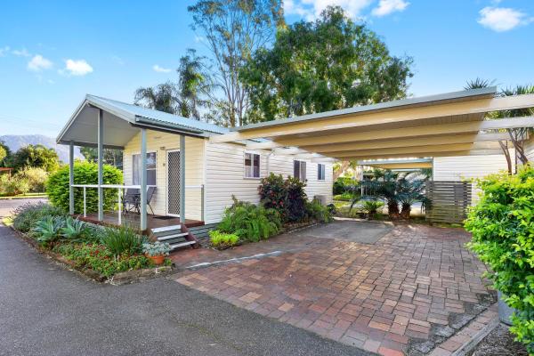 Dunbogan Caravan Park - Kendall