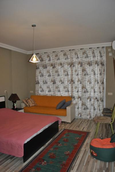 Kobaladze 8a 725 - Batumi