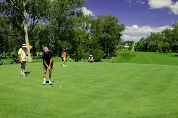 Commercial Golf Resort - Albury–Wodonga