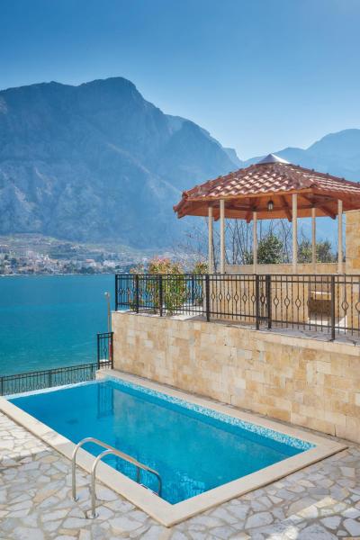 Apartments Residence Portofino - Kotor