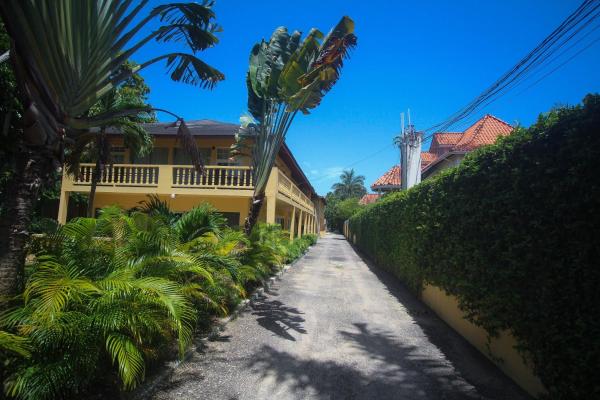 Moonrisevillas - Negril