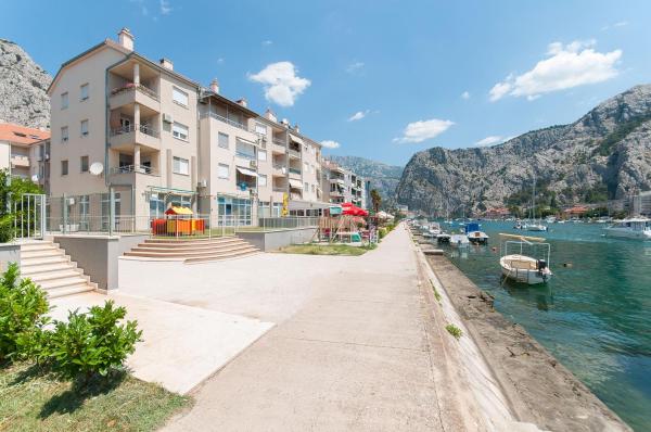 Modern New Flat Next To River Cetina - Postira