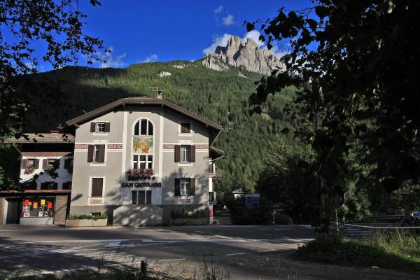 Hotel San Giovanni - Pozza di Fassa