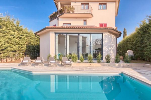Apartments Villa Yoyo - Fažana