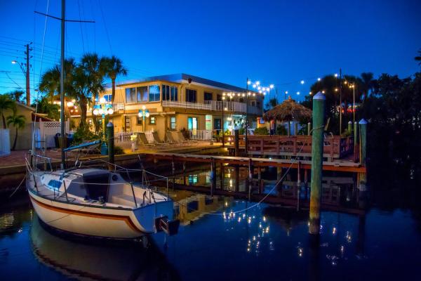 Bayview Plaza Waterfront Resort - St. Pete Beach, FL