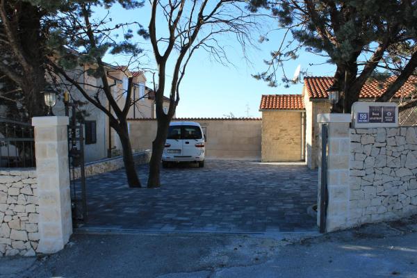 Guest House Ivo - ブラチ島