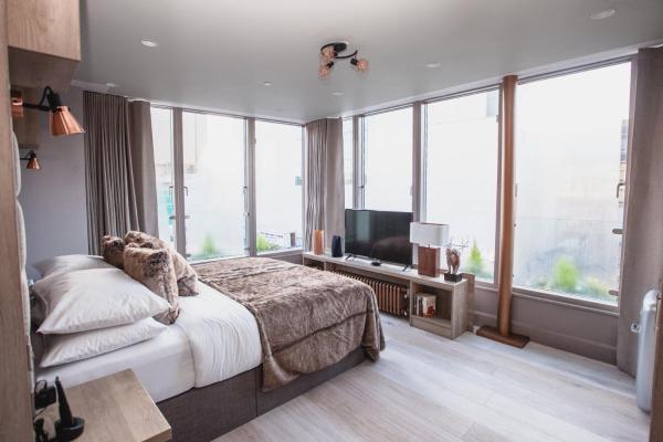 Clarendon Suites - Malahide
