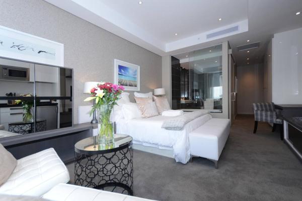 615 Sandton Skye - Sandton