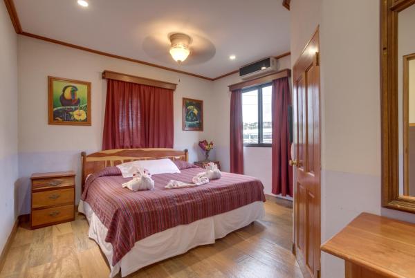 Venus Hotel - Belize