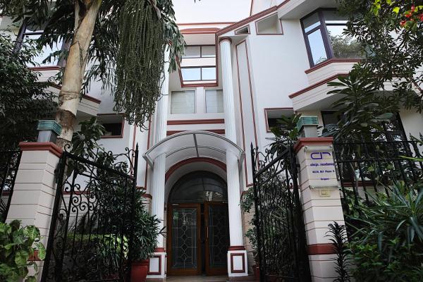 Ahuja Residency Dlf Phase 2 - Haryana