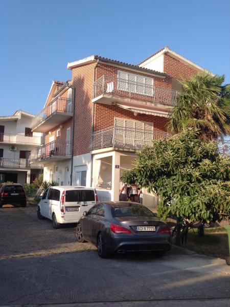 Apartments More - Tisno