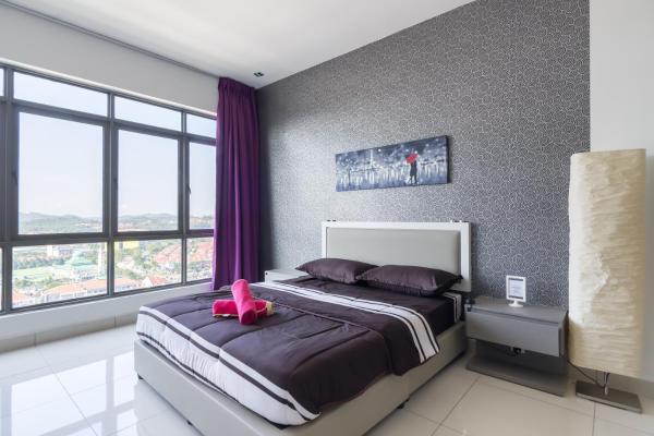 Comfort Zone Premium Guesthouse @ Evo Bangi - Seri Kembangan