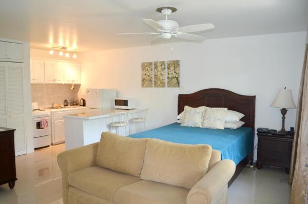 One Love Cozy Studio Seawind On The Bay - Montego Bay