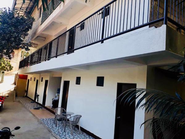 Ahras Place - Coron