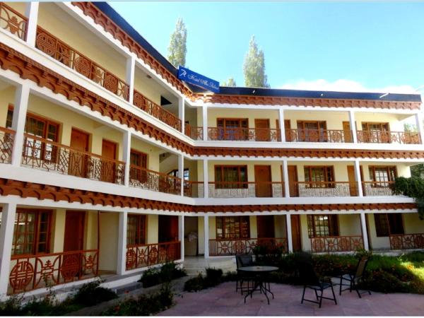 Hotel Abu Palace - Leh