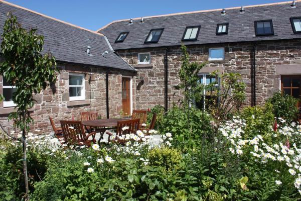 Anniston Farm Cottages - Stonehaven
