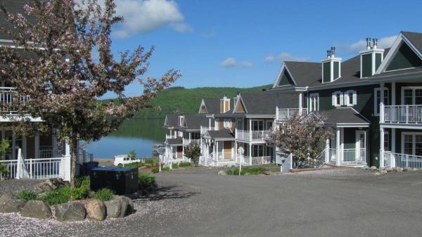 Condo Lac Archambault 316 - Saint-Donat