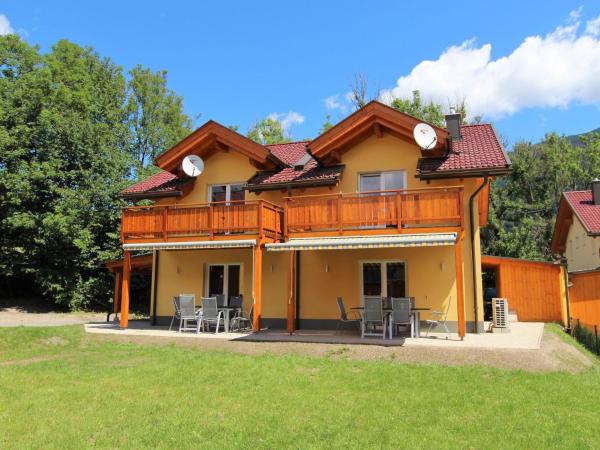 Chalet In Kötschach Near Family Ski Area - Oostenrijk