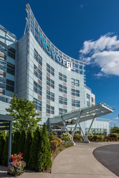Novotel Montréal Aéroport - Montreal