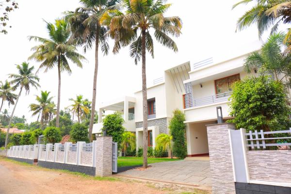 Shamrock Home Stay (5-bedroom Bungalow) - Thiruvalla