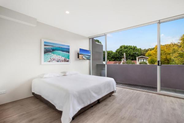 Bondi Beach Studio King Suite + Balcony - North Shore
