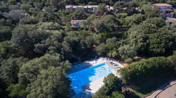 Thalassa - Plage de Pinarellu