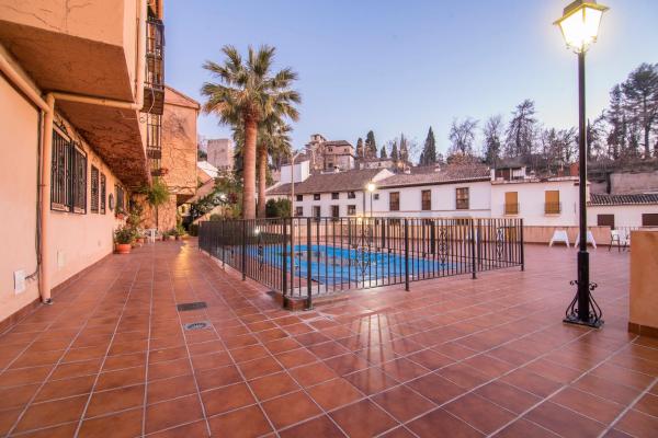 Casa De Alhacaba - Granada, Spain