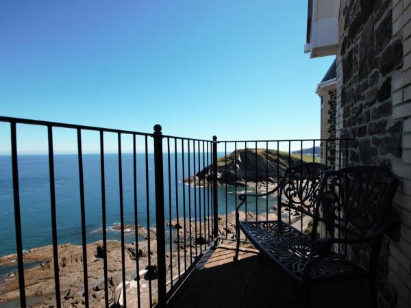 Ocean Breeze - Ilfracombe