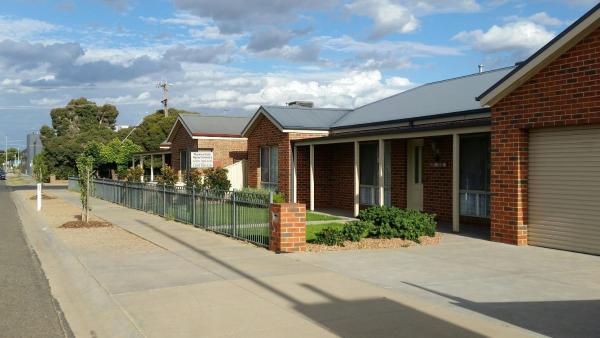 Numurkah Self Contained Apartments - The Saxton - Numurkah