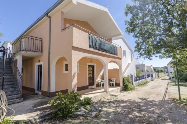 Apartments Petra - Rogoznica