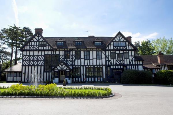 The Manor Elstree - Barnet