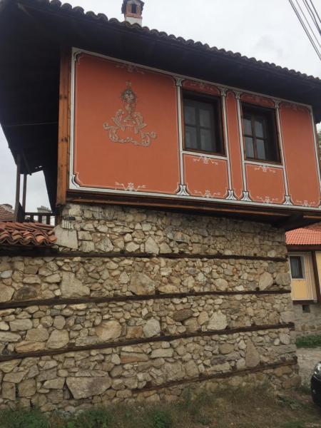 ЧОЛАКОВАТА КЪЩА - Gül Vadisi