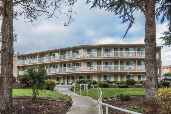 Riverfront Inn Roseburg - Roseburg, OR