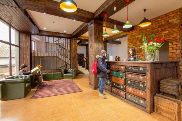 Olive Hotel Bishkek - Bishkek