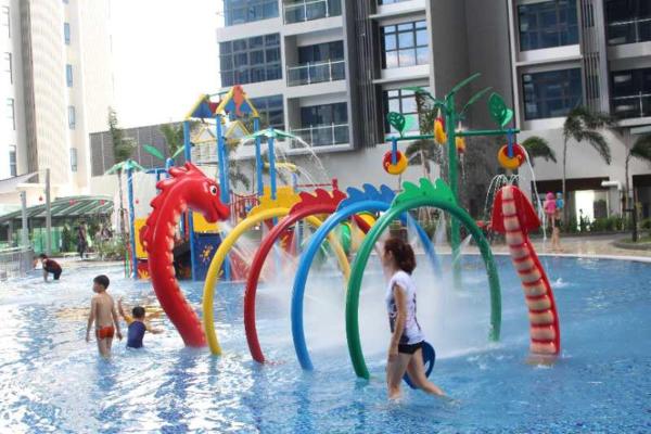 Barget And Lovely House At Atlantis - Malacca