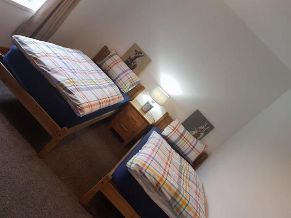 Yvi's 2bedroom 2bathroom Apartment - Escocia
