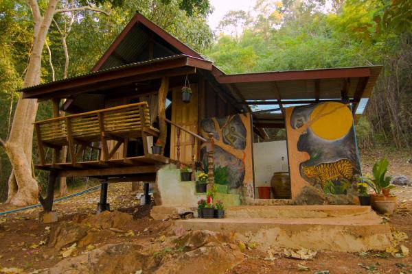 Shanti Farm - Thailand
