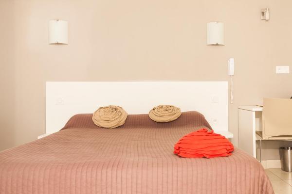 Logis Hotel Restaurant Le Flamant Rose Camargue - Arles