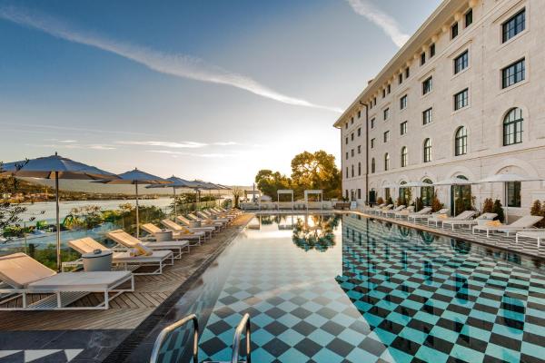 Hotel Brown Beach House & Spa - Okrug Gornji