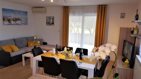 Apartment Grašo - Rab
