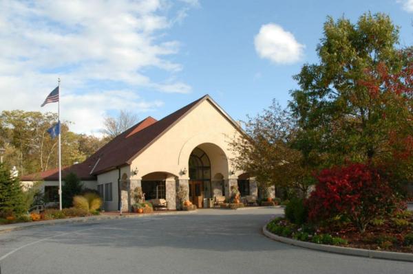 Potawatomi Inn & Cabins - Fremont